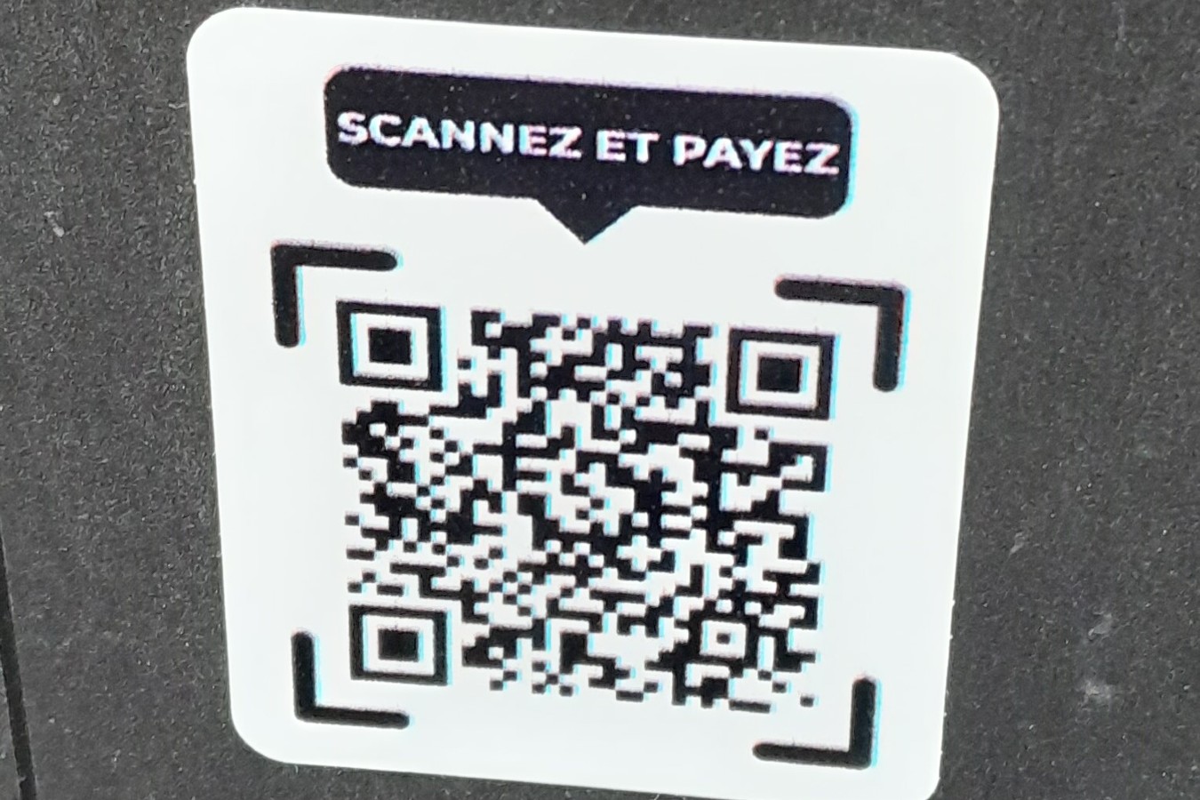 Arnaque : attention aux faux QR codes sur les horodateurs à Luxembourg ...